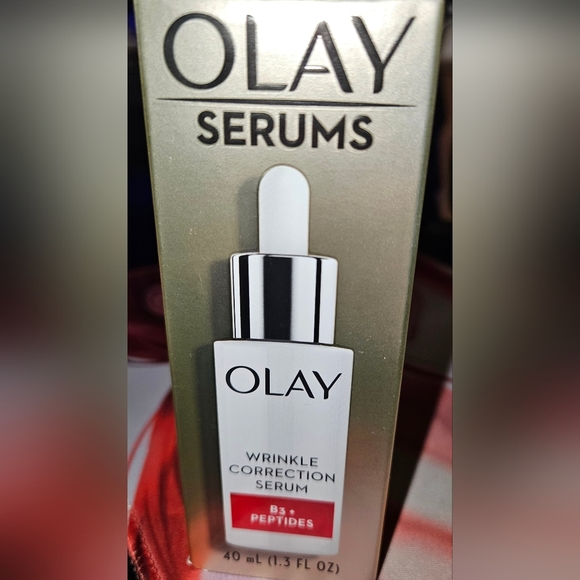 OLAY | Skincare | New Olay Wrinkle Correct Serum B3 Peptides | Poshmark